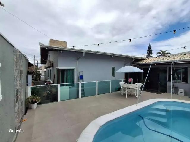 Casa / Sobrado para Venda em Navegantes/SC Centro 3 Quartos