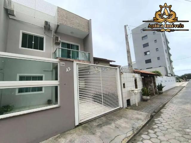 Casa / Sobrado para Venda em Navegantes/SC Centro 4 Quartos