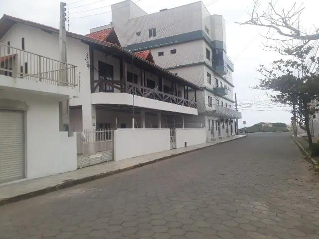 Casa / Sobrado para Venda em Navegantes/SC Centro 4 Quartos