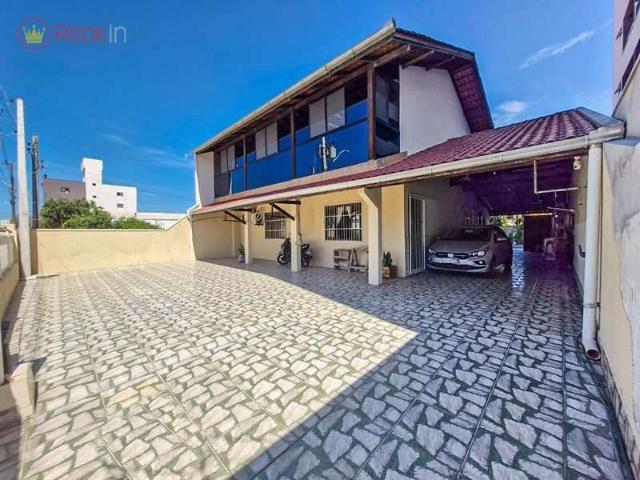 Casa / Sobrado para Venda em Navegantes/SC Gravata 5 Quartos