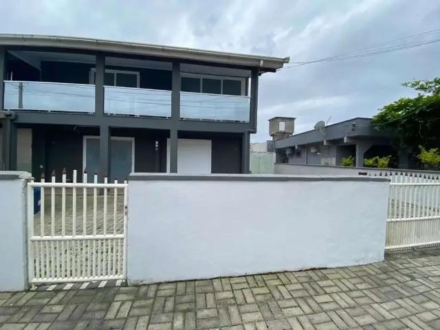 Casa / Sobrado para Venda em Navegantes/SC Gravata 5 Quartos