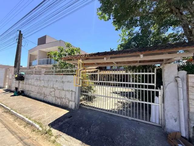Casa / Sobrado para Venda em Navegantes/SC Gravata 5 Quartos