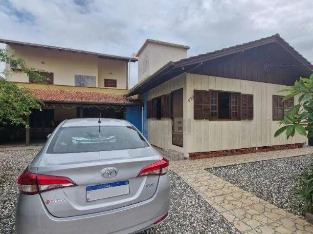 Casa / Sobrado para Venda em Navegantes/SC Gravata 6 Quartos