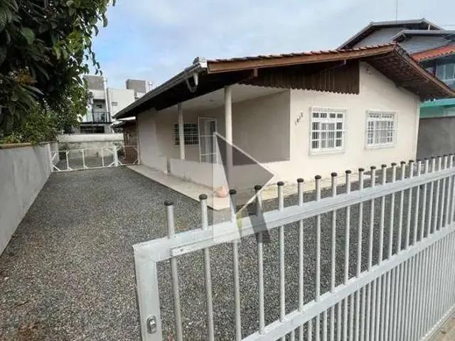 Casa / Sobrado para Venda em Navegantes/SC Gravata 3 Quartos