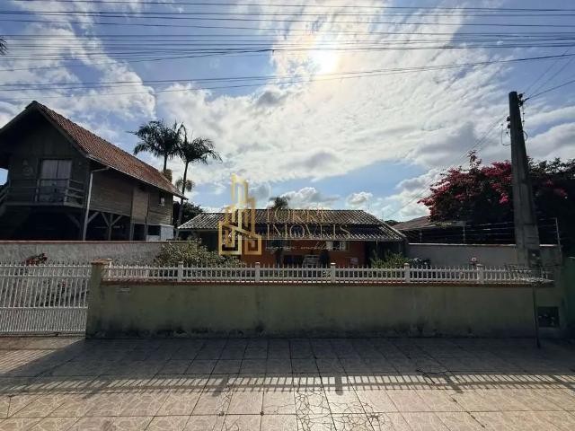 Casa / Sobrado para Venda em Navegantes/SC Gravata 3 Quartos