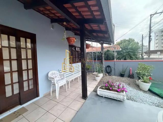 Casa / Sobrado para Venda em Navegantes/SC Gravata 3 Quartos
