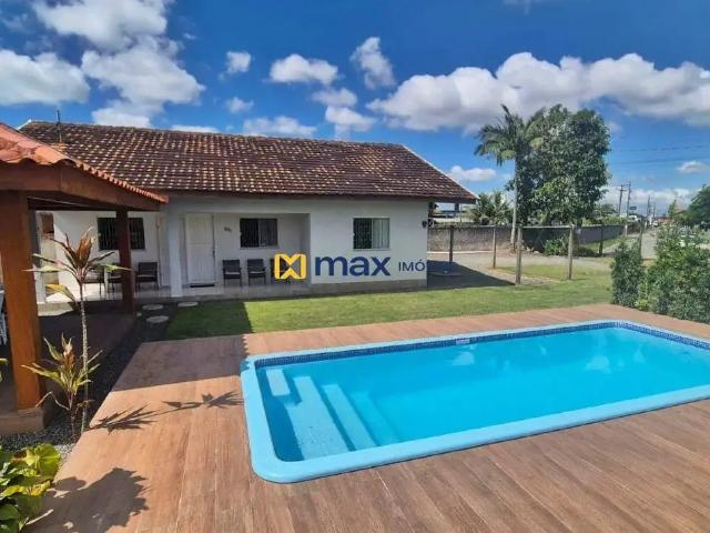 Casa / Sobrado para Venda em Navegantes/SC Meia Praia 4 Quartos