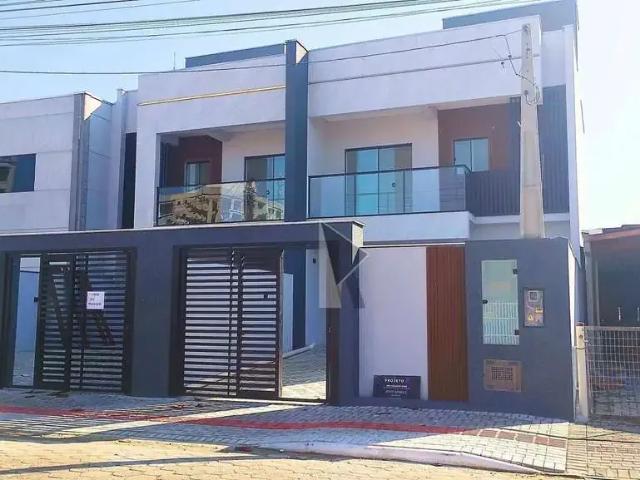 Casa / Sobrado para Venda em Navegantes/SC Meia Praia 3 Quartos