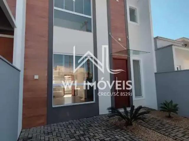 Casa / Sobrado para Venda em Navegantes/SC Meia Praia 3 Quartos