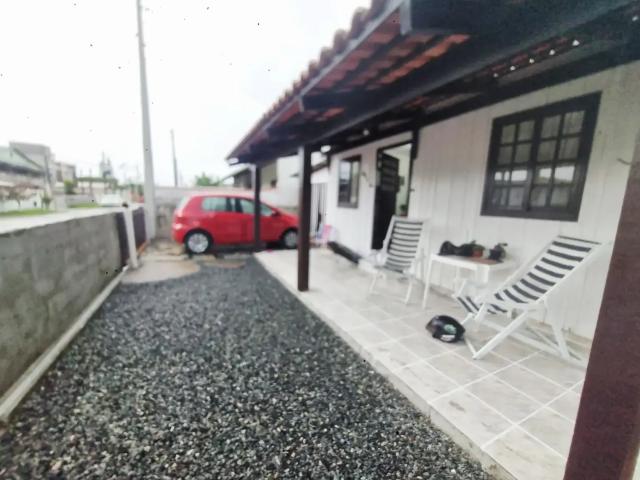 Casa / Sobrado para Venda em Navegantes/SC Meia Praia 3 Quartos