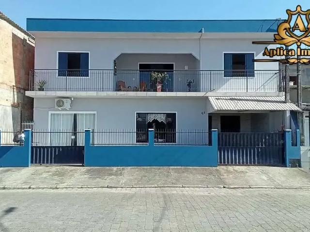 Casa / Sobrado para Venda em Navegantes/SC Nossa Senhora das Graças 3 Quartos