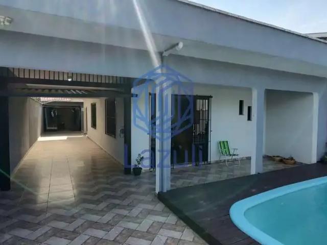 Casa / Sobrado para Venda em Navegantes/SC São Domingos 3 Quartos