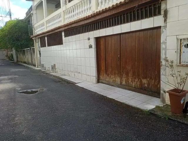 Casa / Sobrado para Venda em Nilópolis/RJ Centro 2 Quartos