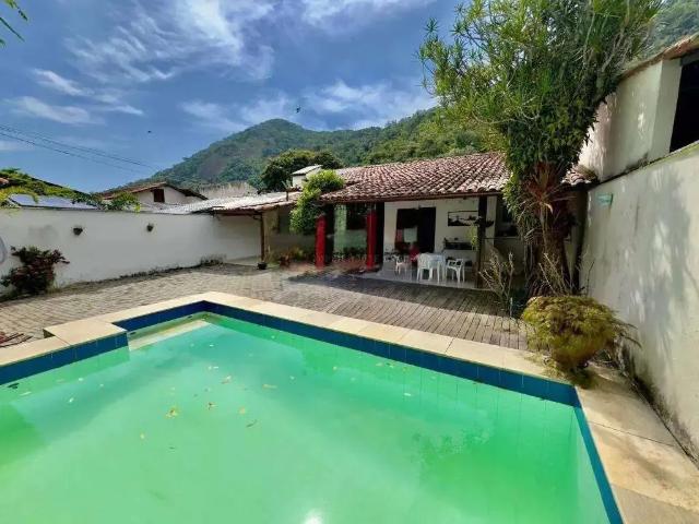 Casa / Sobrado para Venda em Niterói/RJ Cafubá 4 Quartos