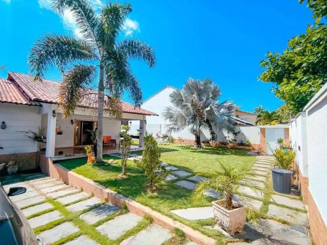 Casa / Sobrado para Venda em Niterói/RJ Camboinhas 4 Quartos