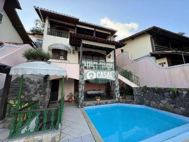 Casa / Sobrado para Venda em Niterói/RJ Camboinhas 4 Quartos