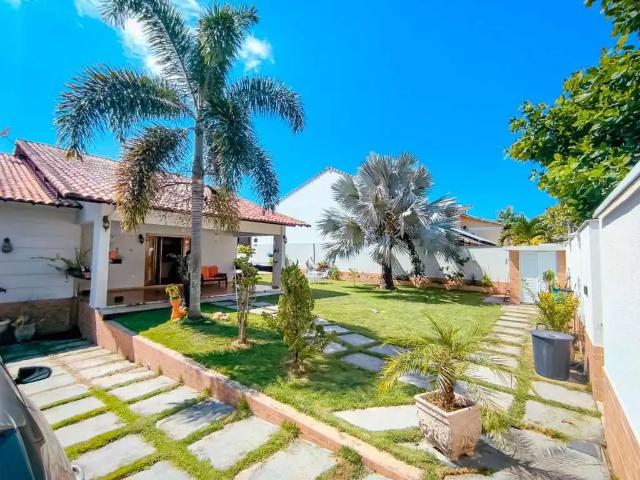 Casa / Sobrado para Venda em Niterói/RJ Camboinhas 4 Quartos