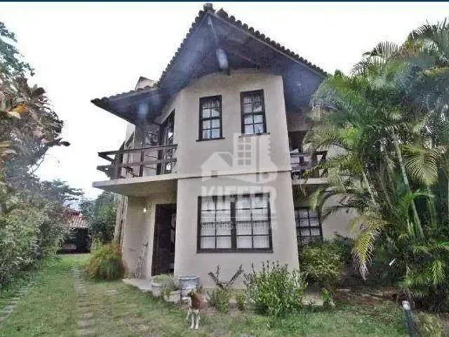 Casa / Sobrado para Venda em Niterói/RJ Camboinhas 4 Quartos