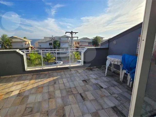 Casa / Sobrado para Venda em Niterói/RJ Camboinhas 4 Quartos