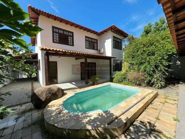 Casa / Sobrado para Venda em Niterói/RJ Camboinhas 5 Quartos