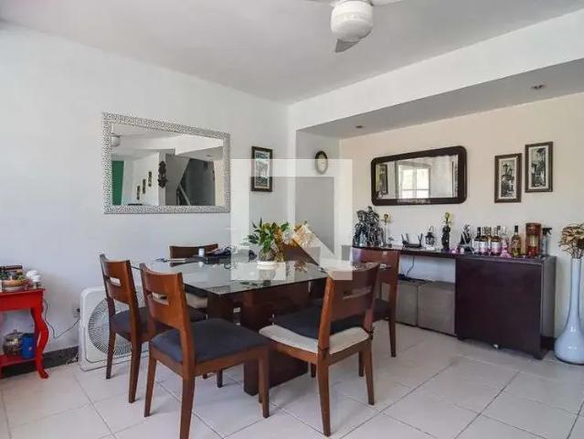 Casa / Sobrado para Venda em Niterói/RJ Camboinhas 6 Quartos
