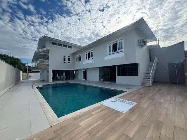 Casa / Sobrado para Venda em Niterói/RJ Camboinhas 7 Quartos