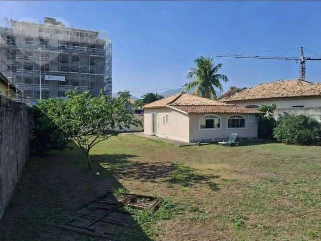 Casa / Sobrado para Venda em Niterói/RJ Camboinhas 2 Quartos