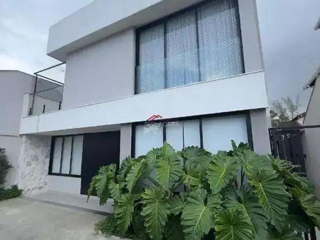 Casa / Sobrado para Venda em Niterói/RJ Camboinhas 3 Quartos