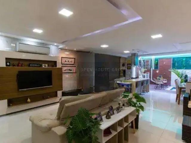 Casa / Sobrado para Venda em Niterói/RJ Camboinhas 3 Quartos