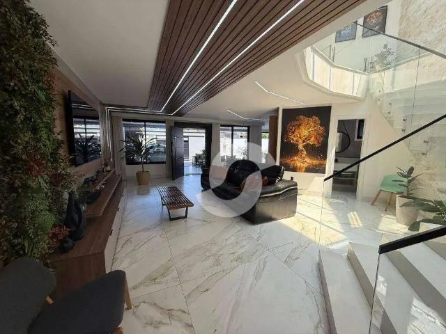 Casa / Sobrado para Venda em Niterói/RJ Camboinhas 3 Quartos