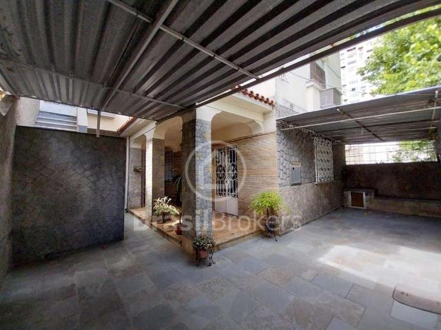 Casa / Sobrado para Venda em Niterói/RJ Centro 4 Quartos