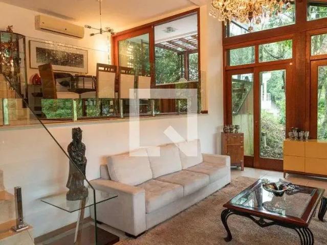 Casa / Sobrado para Venda em Niterói/RJ Badu 4 Quartos