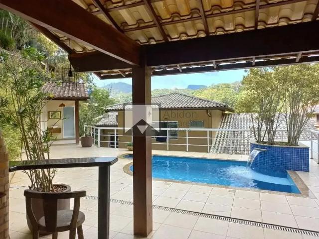 Casa / Sobrado para Venda em Niterói/RJ Badu 4 Quartos