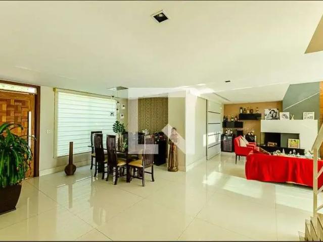 Casa / Sobrado para Venda em Niterói/RJ Badu 4 Quartos
