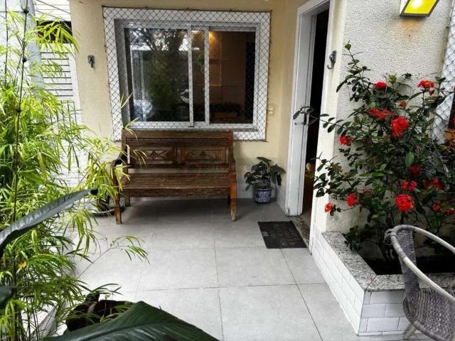 Casa / Sobrado para Venda em Niterói/RJ Badu 4 Quartos