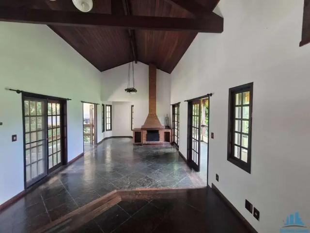 Casa / Sobrado para Venda em Niterói/RJ Badu 5 Quartos