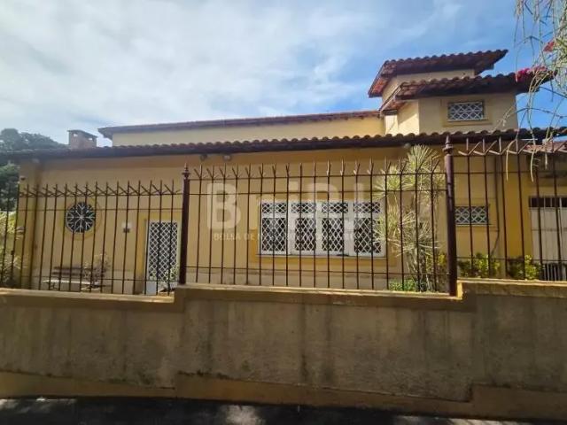 Casa / Sobrado para Venda em Niterói/RJ Badu 2 Quartos