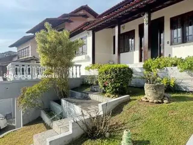 Casa / Sobrado para Venda em Niterói/RJ Badu 3 Quartos