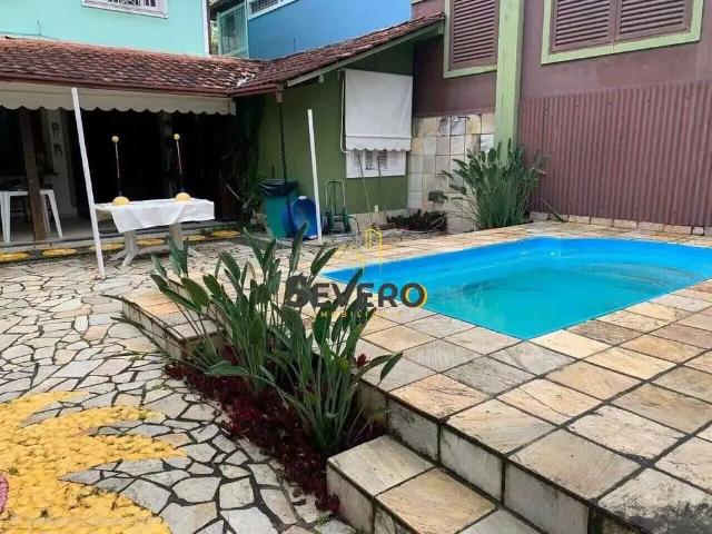 Casa / Sobrado para Venda em Niterói/RJ Badu 3 Quartos