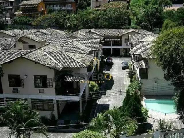 Casa / Sobrado para Venda em Niterói/RJ Baldeador 4 Quartos
