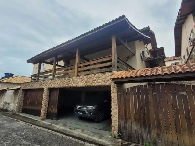 Casa / Sobrado para Venda em Niterói/RJ Barreto 5 Quartos