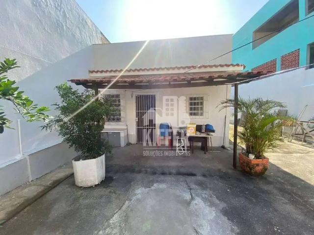 Casa / Sobrado para Venda em Niterói/RJ Barreto 2 Quartos
