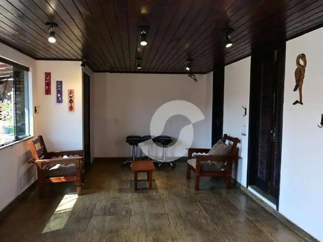Casa / Sobrado para Venda em Niterói/RJ Barreto 2 Quartos