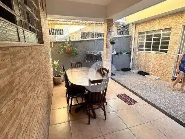 Casa / Sobrado para Venda em Niterói/RJ Barreto 3 Quartos