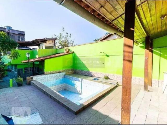 Casa / Sobrado para Venda em Niterói/RJ Barreto 3 Quartos