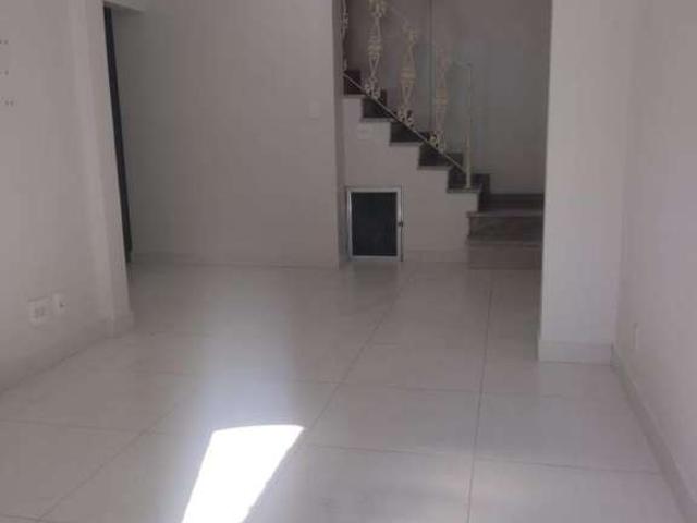 Casa / Sobrado para Venda em Niterói/RJ Barreto 3 Quartos