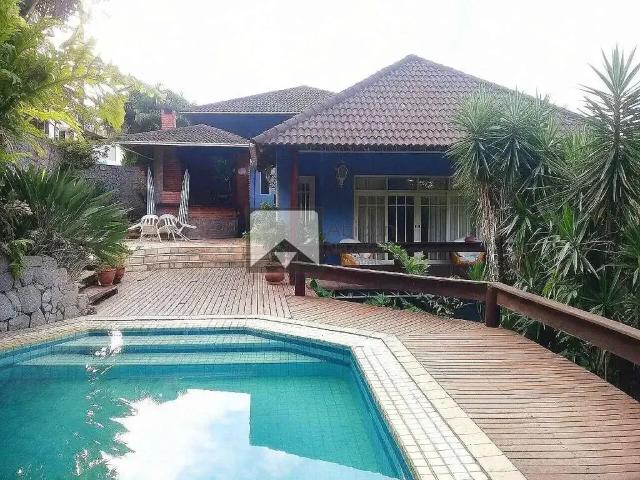 Casa / Sobrado para Venda em Niterói/RJ Engenho do Mato 3 Quartos