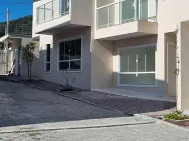 Casa / Sobrado para Venda em Niterói/RJ Engenho do Mato 3 Quartos