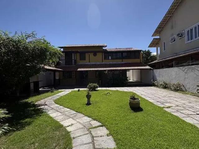 Casa / Sobrado para Venda em Niterói/RJ Engenho do Mato 3 Quartos