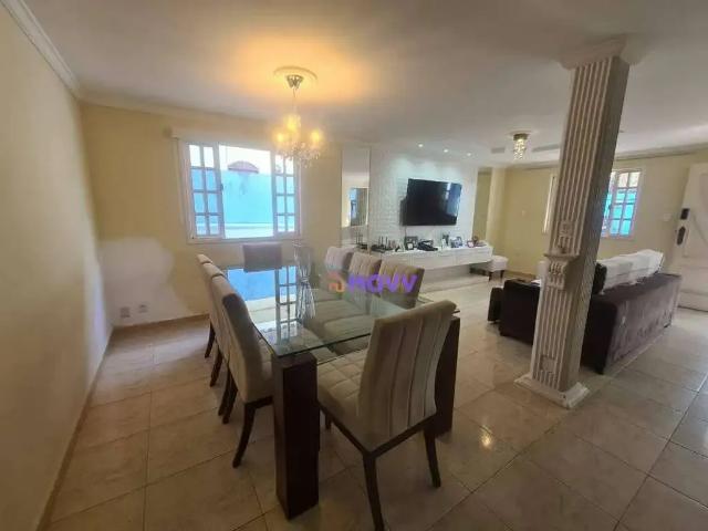 Casa / Sobrado para Venda em Niterói/RJ Engenho do Mato 4 Quartos